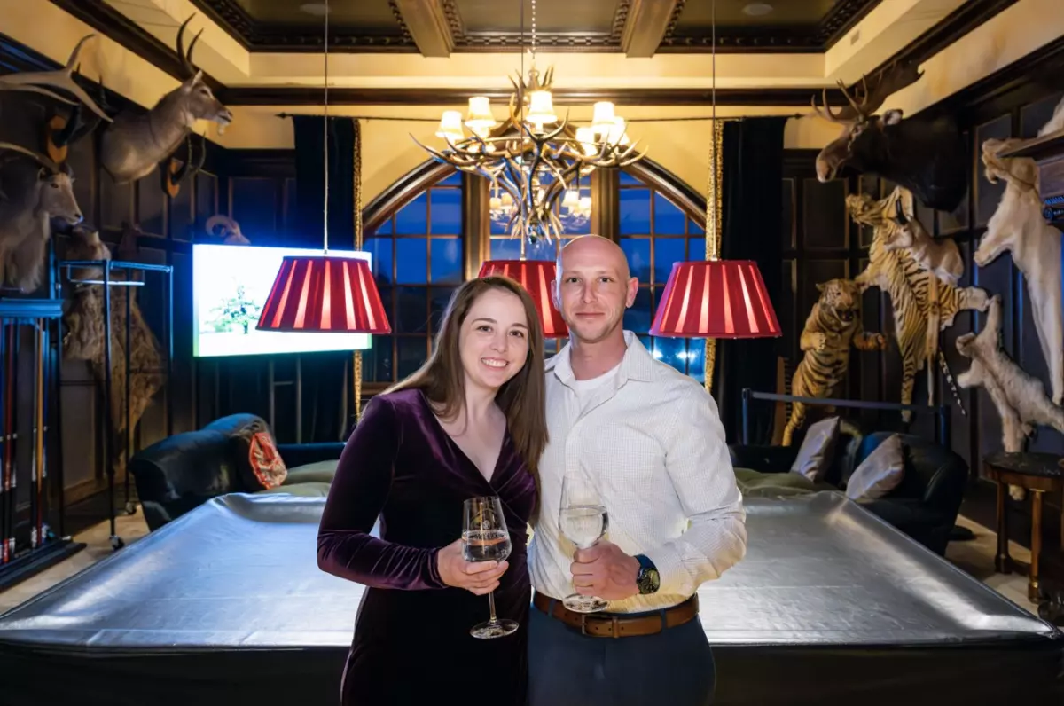 Sparkling & Champagne Celebration at Dover Hall. VIP/Early Walk-Around ...